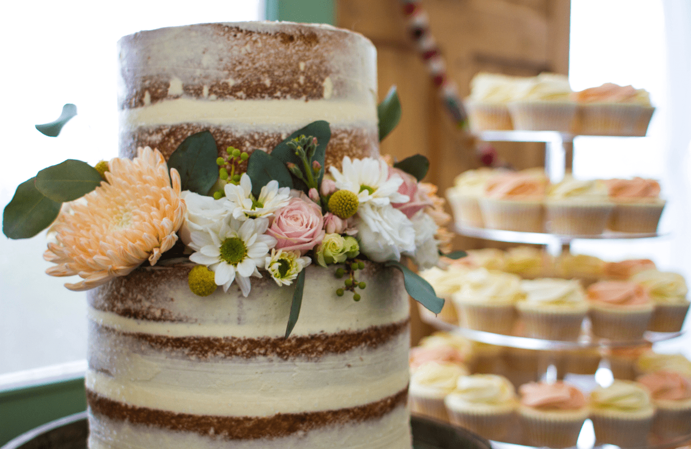 Say “I do” to these wedding cake trends - Craft to Crumb