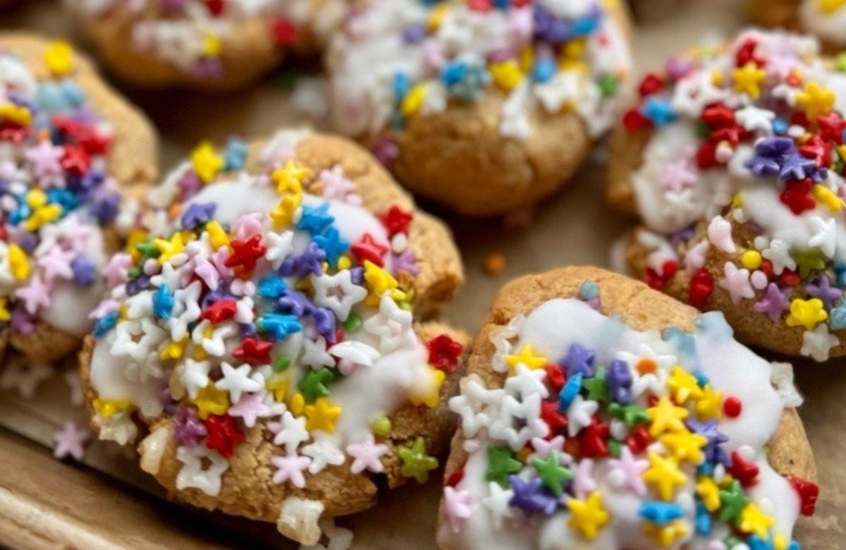 Bakers find dye-free ways to incorporate color - Craft to Crumb